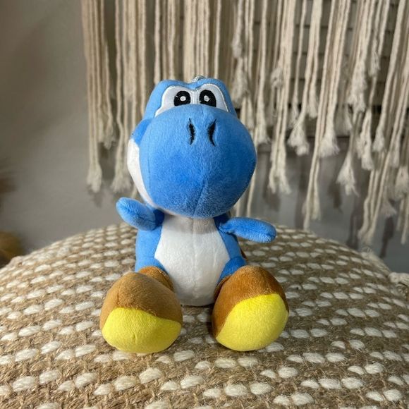 Nintendo | Toys | Supermario Brosblue Yoshi Car Window Cling Plush ...